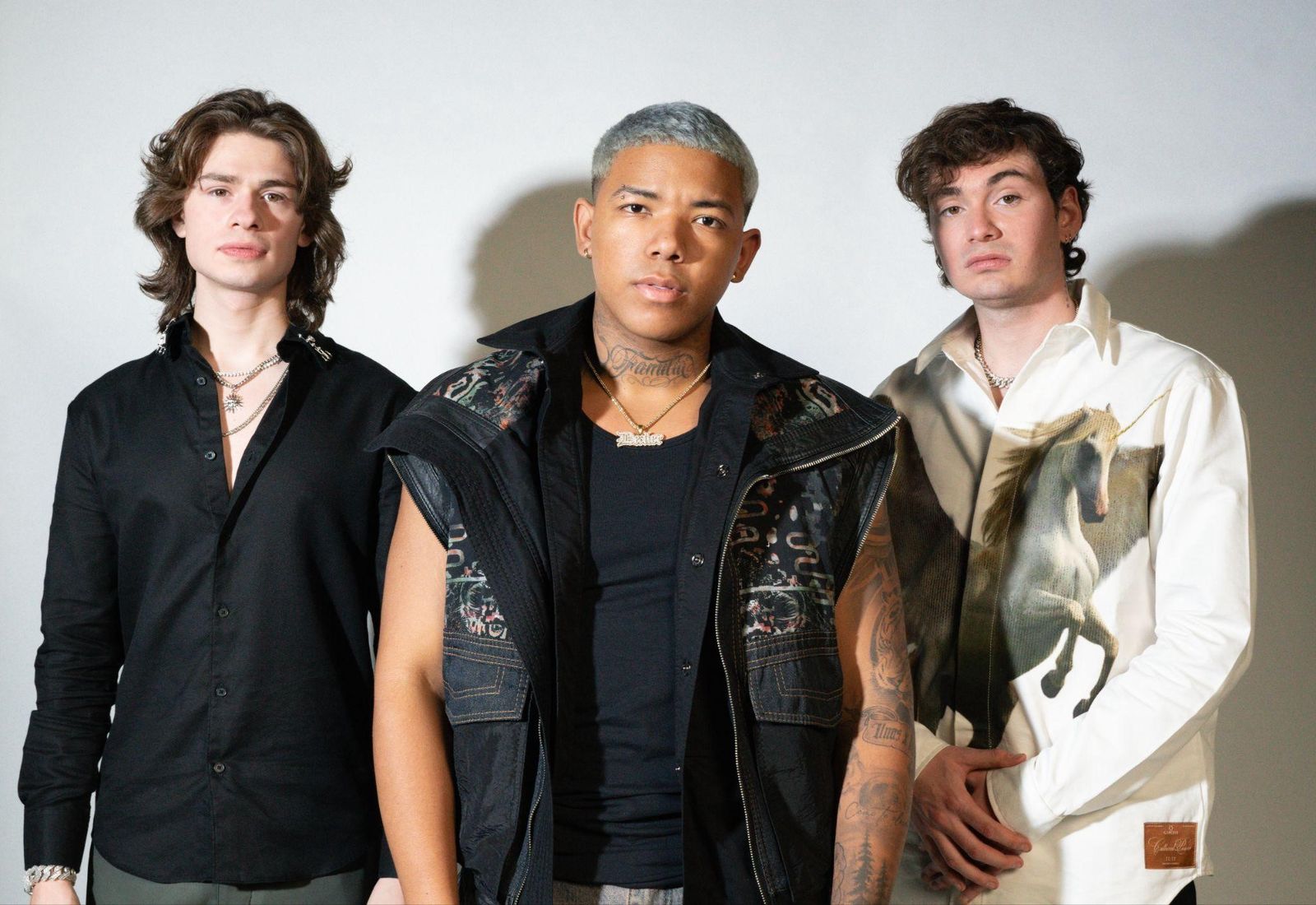 Los Esquivel y Maisak cantan juntos “Sobra y falta” – Soy Música y Cultura